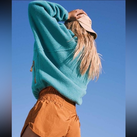 Free People | Tops | Free People Hit The Slopes Colorblock Pullover ...